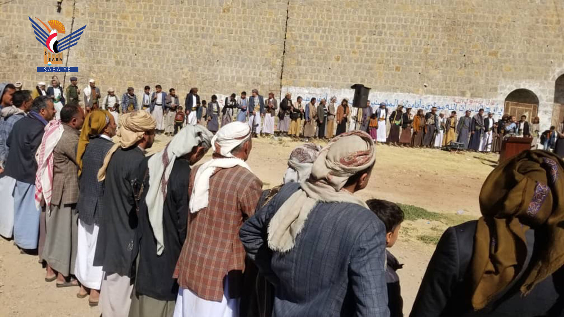 وقفة قبلية في الطويلة بالمحويت للتنديد باستمرار جرائم العدوان سبأنت