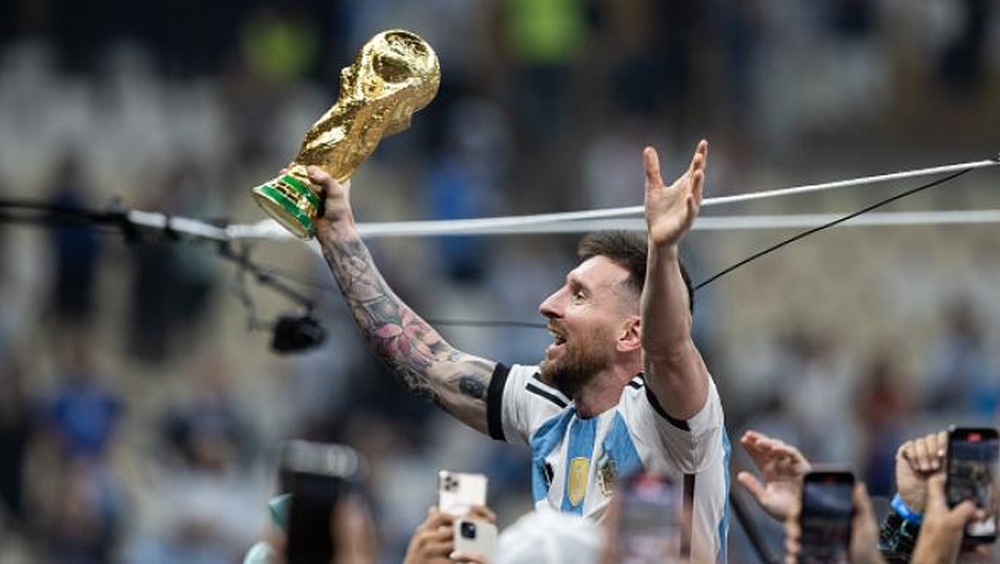 ميسي يفوز بجائزة أفضل لاعب في العالم للعام 2022 سبأنت وكالة سبأ