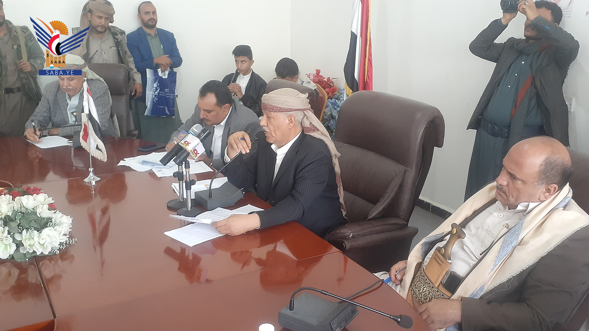 مناقشة آلية عمل مكتب الأشغال في محافظة إب سبأنت وكالة سبأ